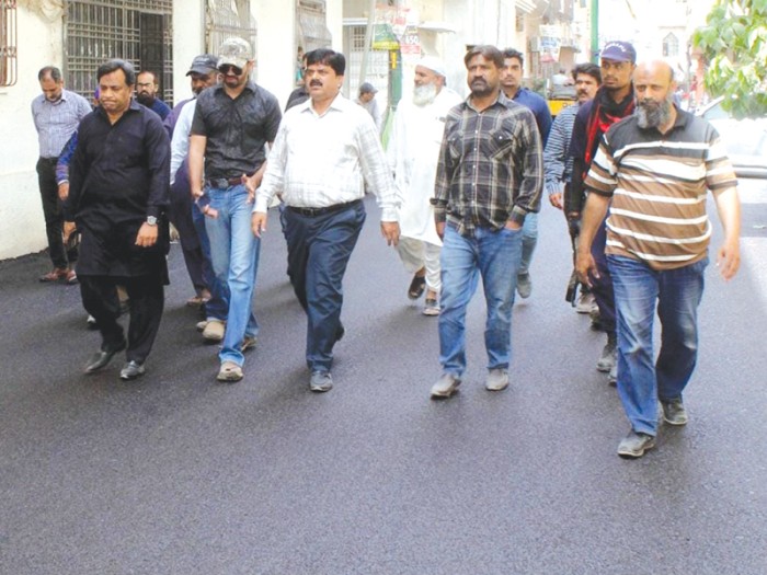 Administrator DMC East inspects development works in PIB Colony | Daily ...