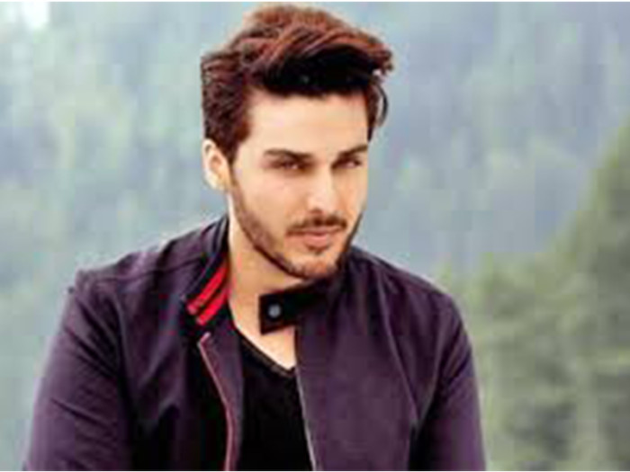 Ahsan's opinion on economic crisis, people leaving Pakistan | Daily ...