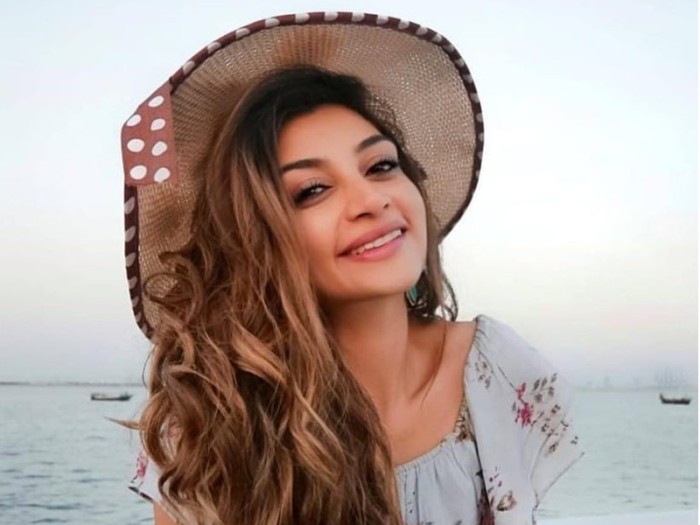 Zoya Nasir reveals why youtubers are better than actors | Daily ...