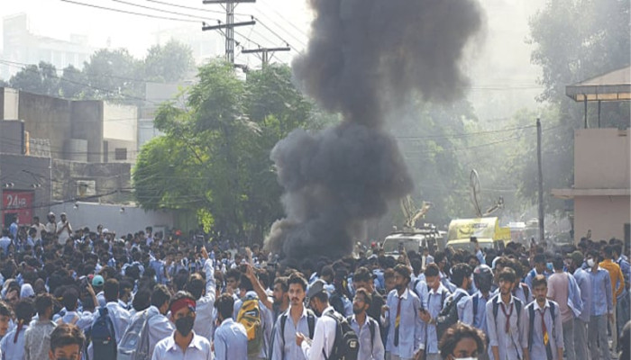 Lahore students stage anti-harassment rally against alleged campus rape ...