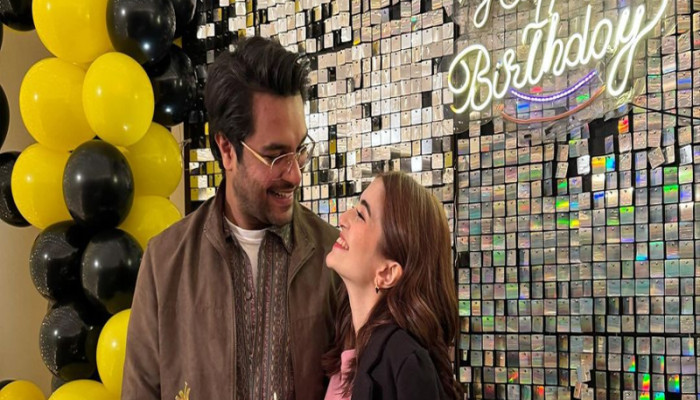 Asim Azhar surprises fiancee Merub with sweet birthday dinner | Daily ...