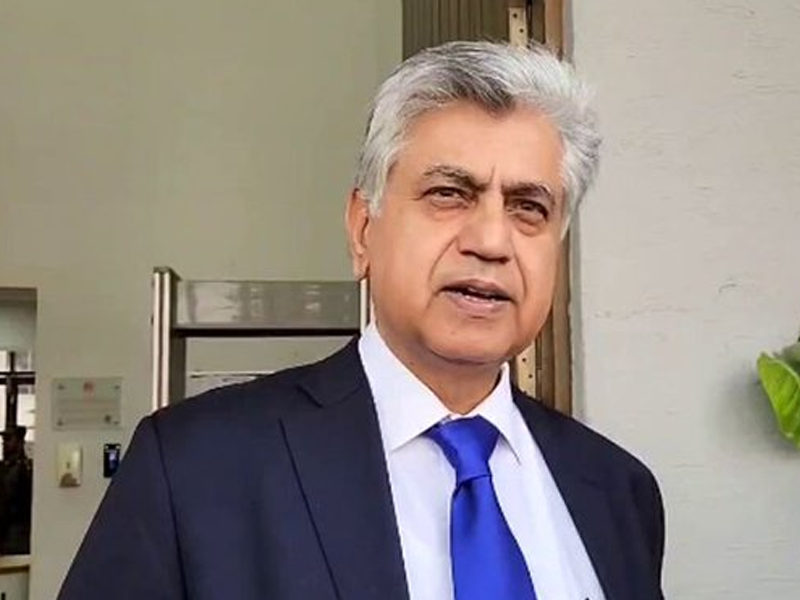 Solangi pays tributes to writer Ali Baba at book launch on his life ...