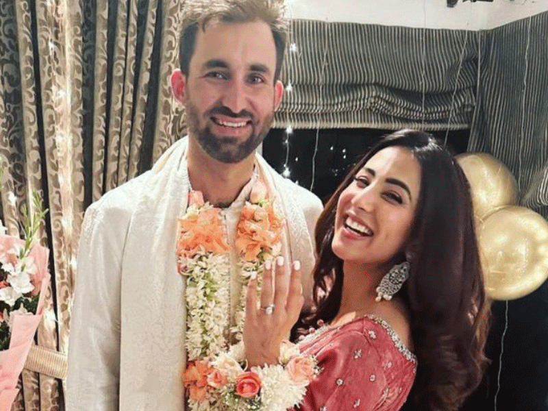 Ushna Shah announces engagement with golfer Hamza Amin | Daily National ...