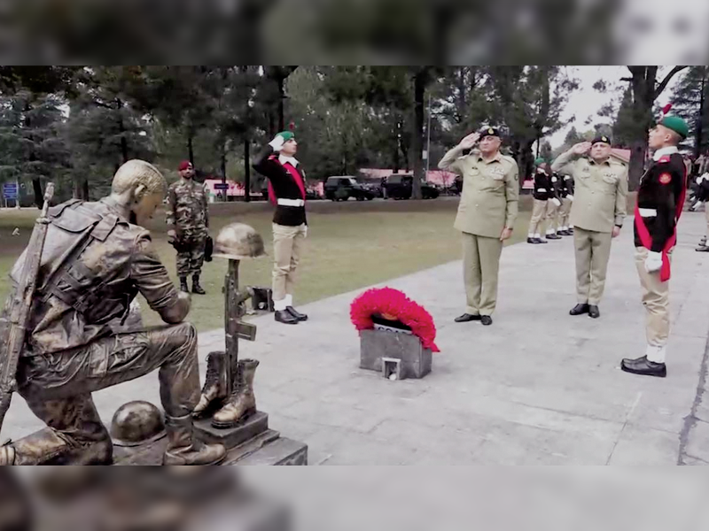 COAS pays farewell visit to PMA Kakul, Baloch Regiment | Daily National ...